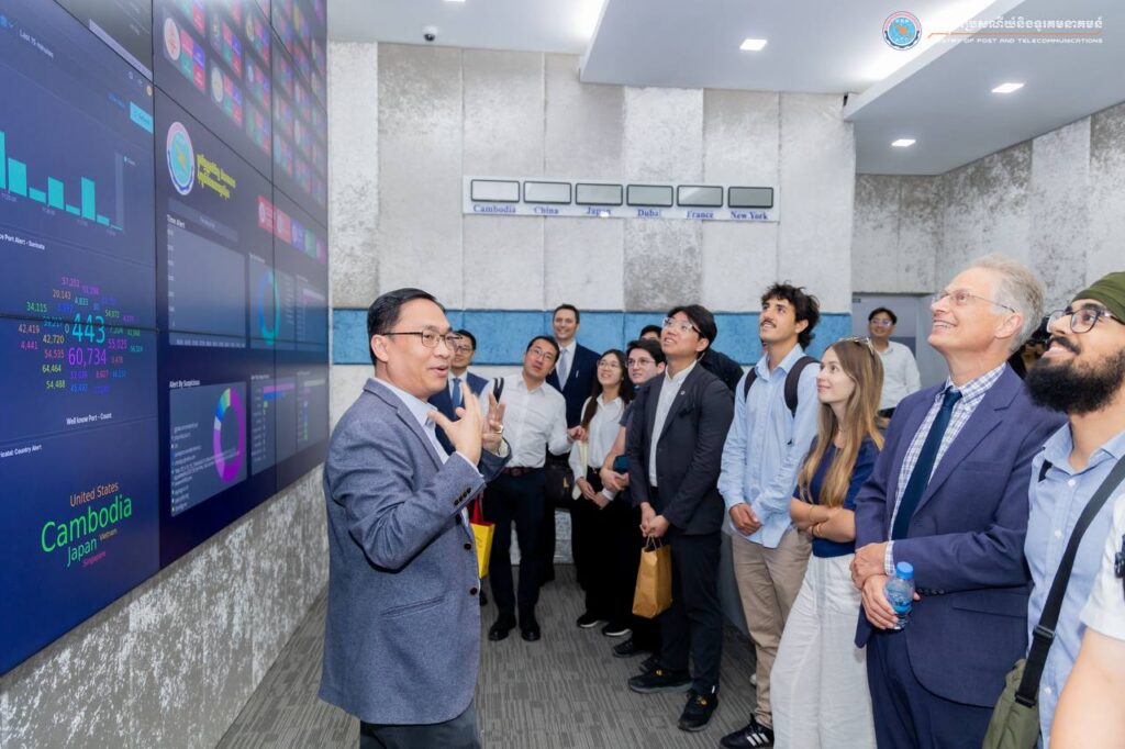 The Ministry of Post and Telecommunications Welcomed the Professors and ...