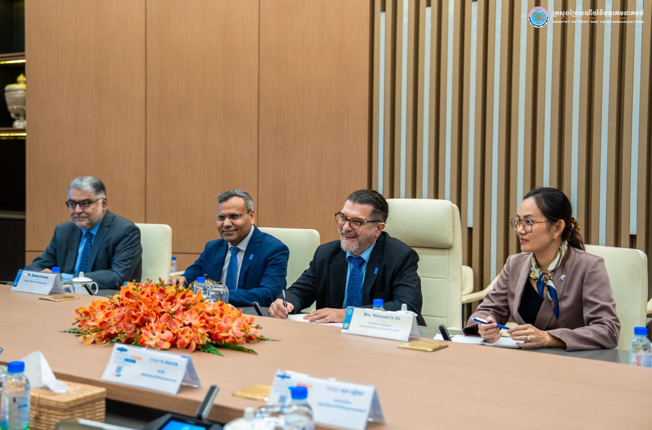 Minister Chea Vandeth Received A Courtesy Meeting From Mr. Enrico ...